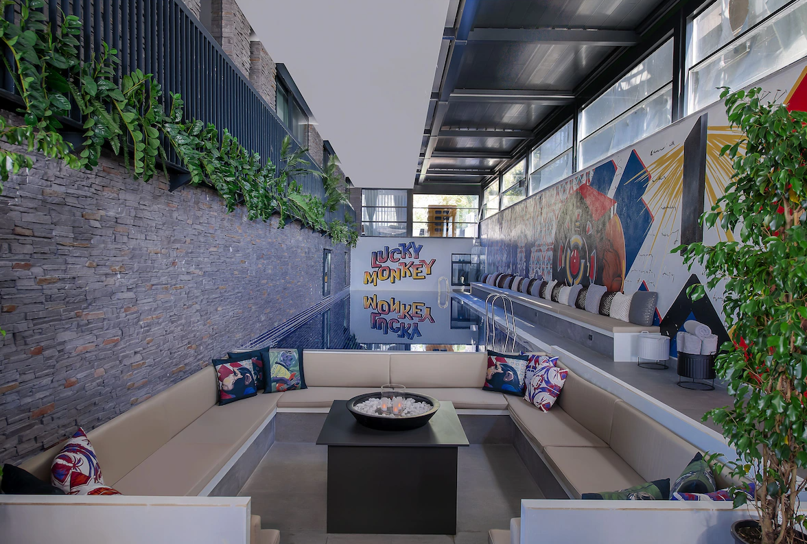 Bia Tasarım Lucky Monkey Hotel